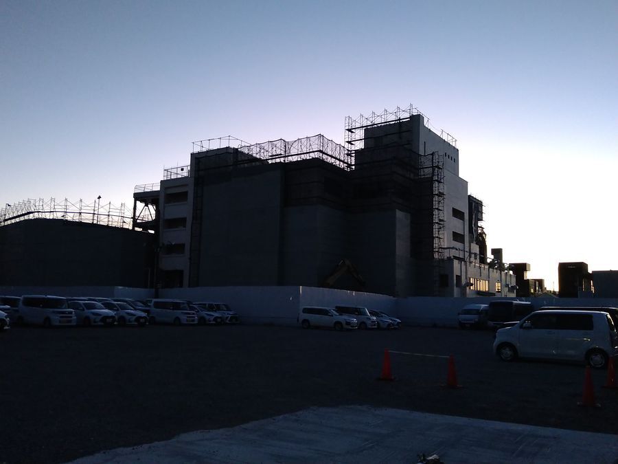 まるひろの解体が始まっていた: ほっつき歩いて見て想え